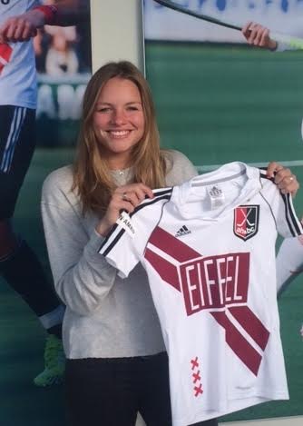 Anouk Lambers van Hurley naar Amsterdam