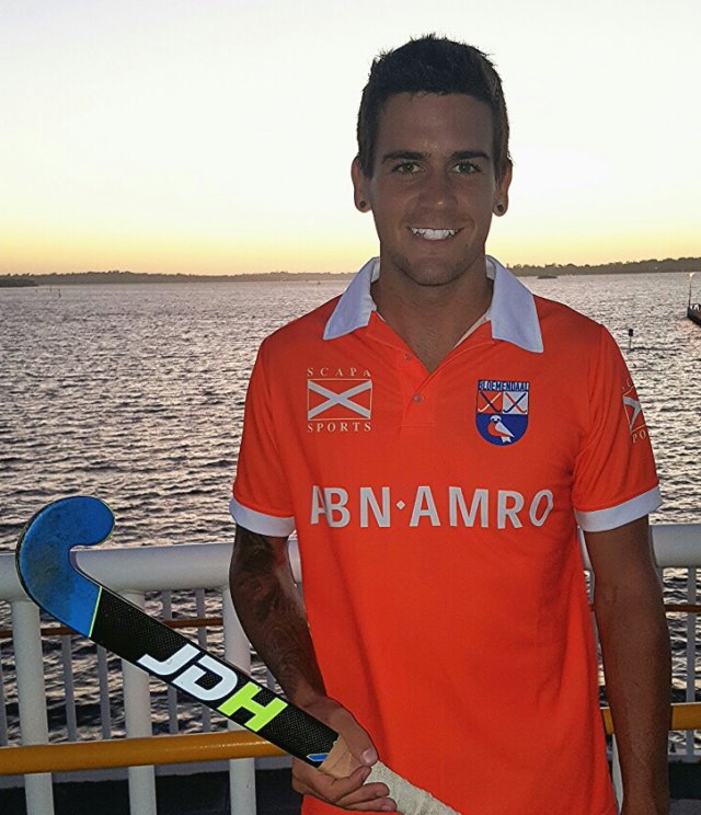 Blake Govers - Hockey.nl