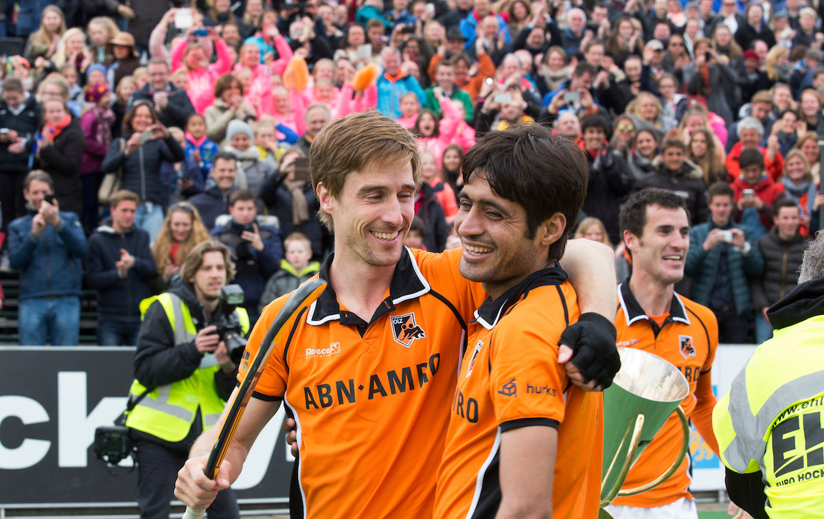 Column Rob Reckers: 'HK is afgebrokkeld tot duiventil van in- en ...