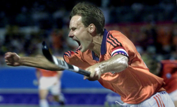 Stephan Veen: ‘Wereldwijd weer leidend worden in jeugd opleiden'