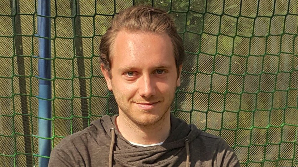 Van Tijn naast Freixa bij Kampong Dames 1