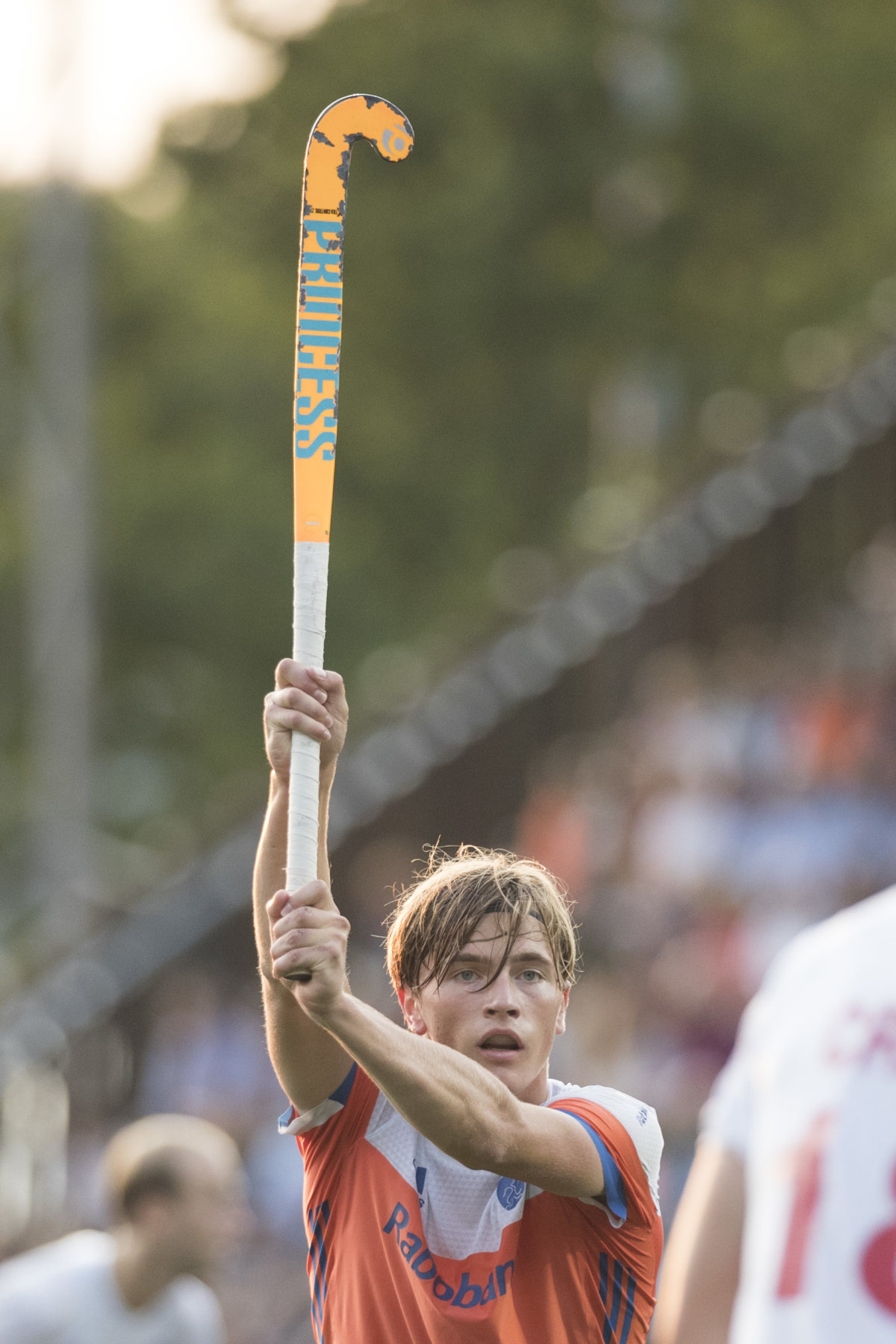 Jorrit Croon geniet van de intimiteit van het Wagener Stadion