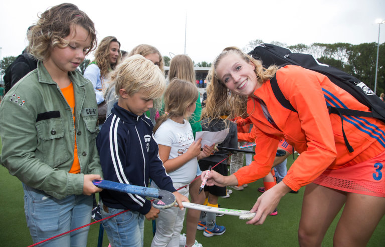 Stijlicoon Sanne Koolen: een stille kracht op wie je je verkijkt