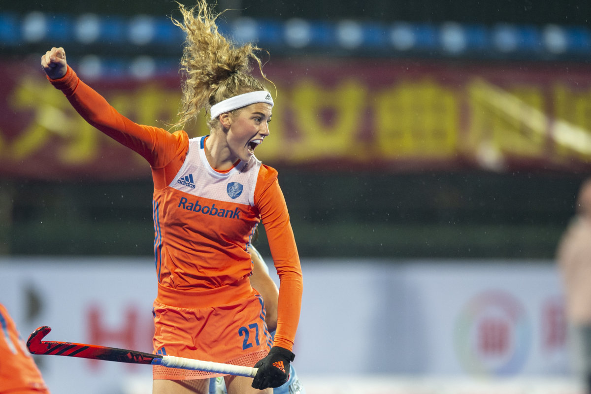 Alyson Annan: 'Kiezen tussen Koning en Veenendaal erg moeilijk'