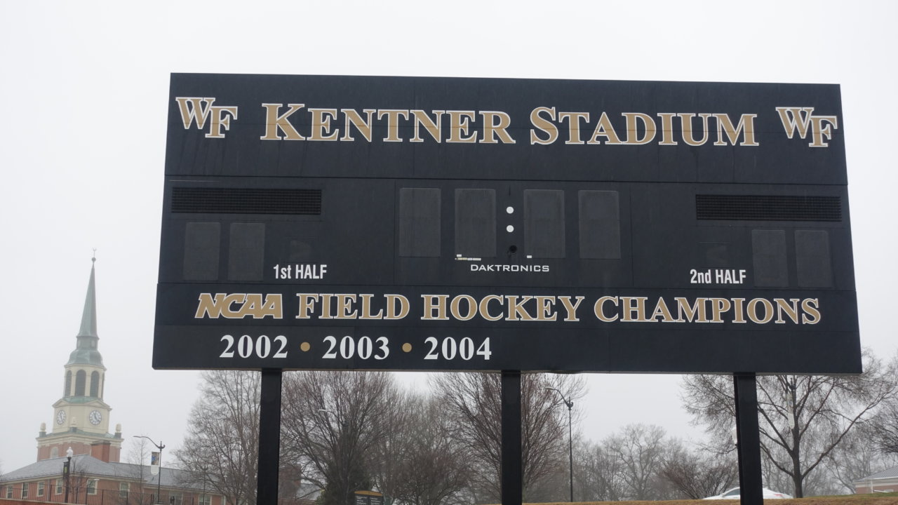 'De Oranje Dames zijn op een campus beland die sport ademt'