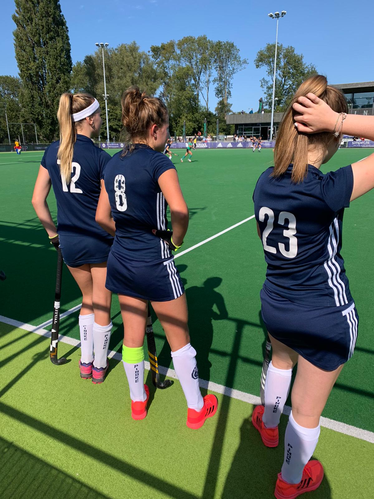 Pinoké MB1 - Upward MB1-Constant Thoolen-04 - Hockey.nl