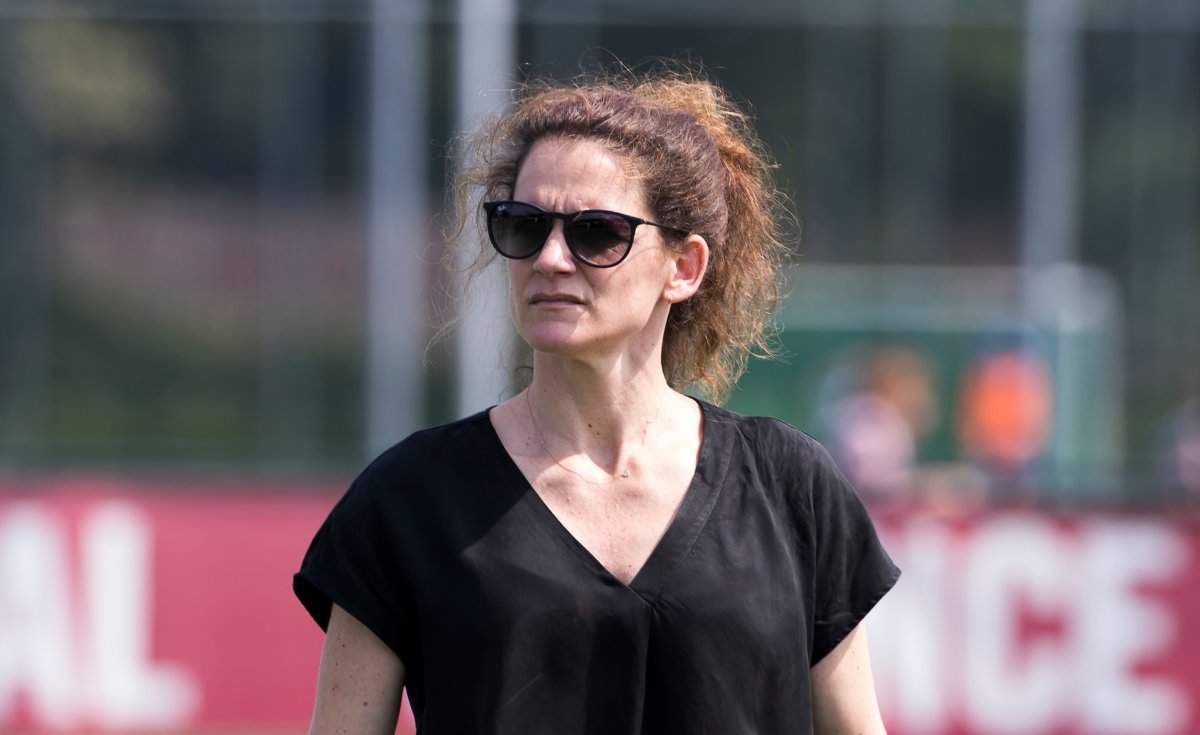 Fleur van de Kieft moet Kampong in rustiger vaarwater brengen