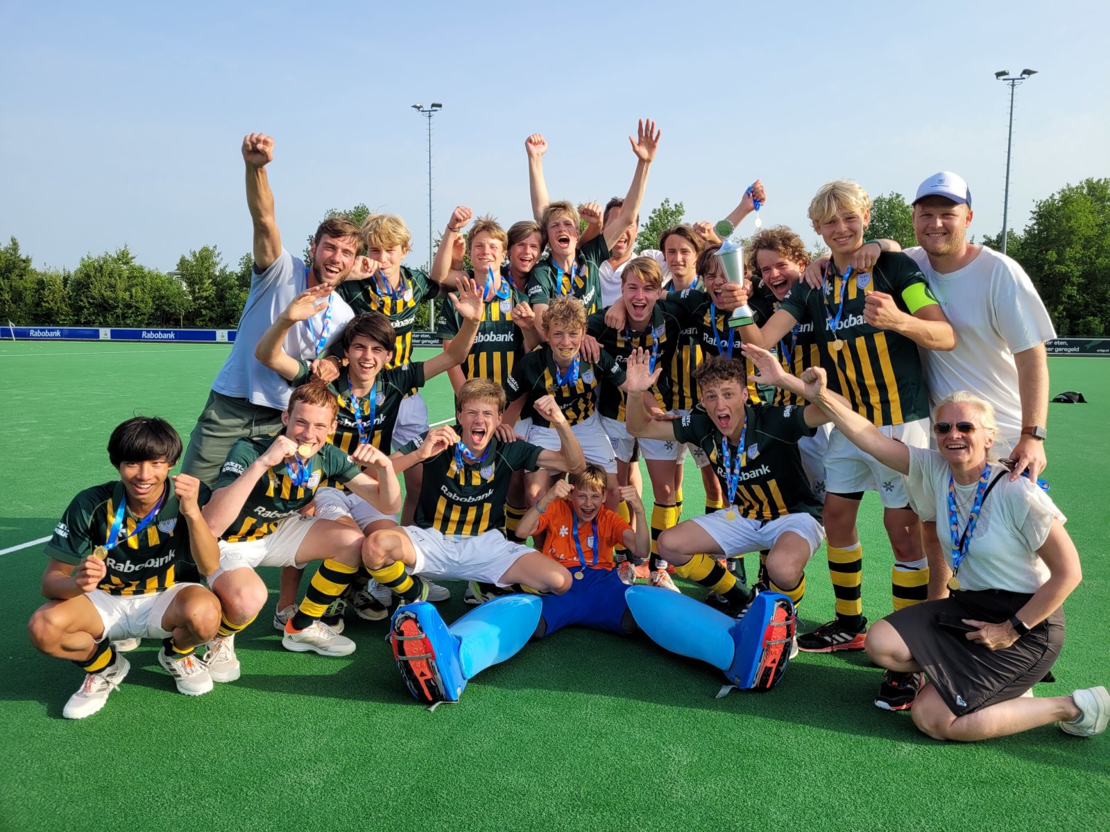 Finaledag Super B: Voordaan MB1 en HDM JB1 kampioen