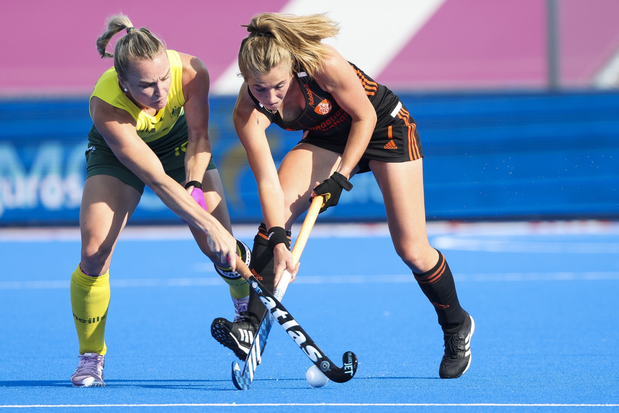 Matla sleept Nederland tegen Australië naar WK-finale: 1-0