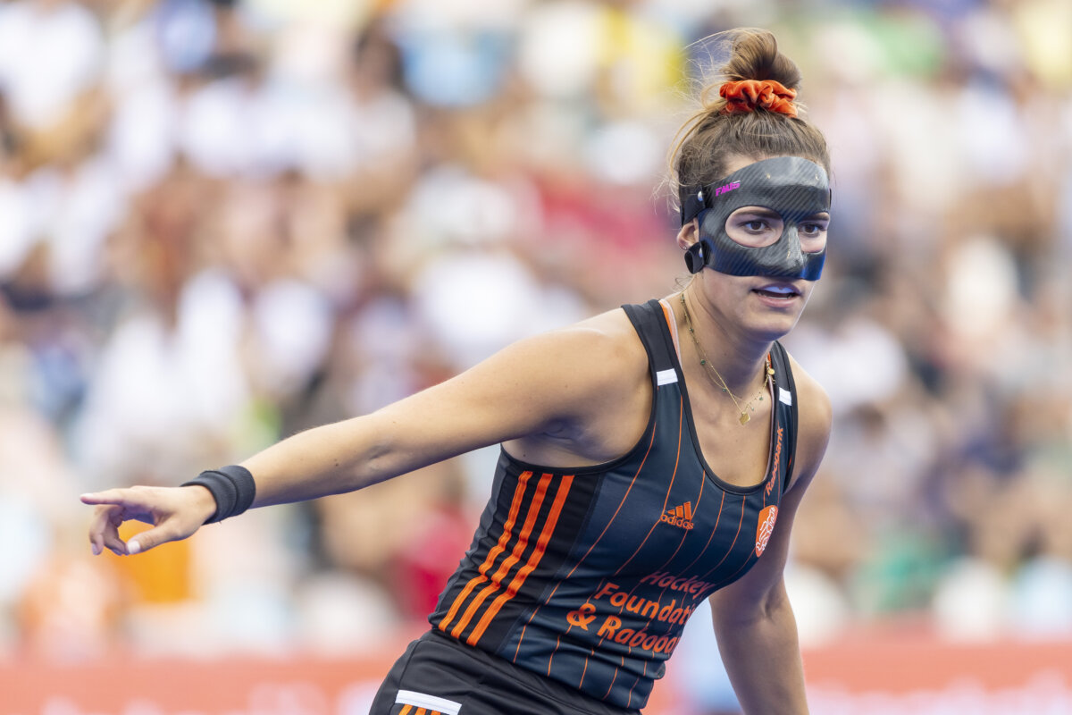 Gemaskerde Matla: 'Ik hoorde mijn neus kraken'