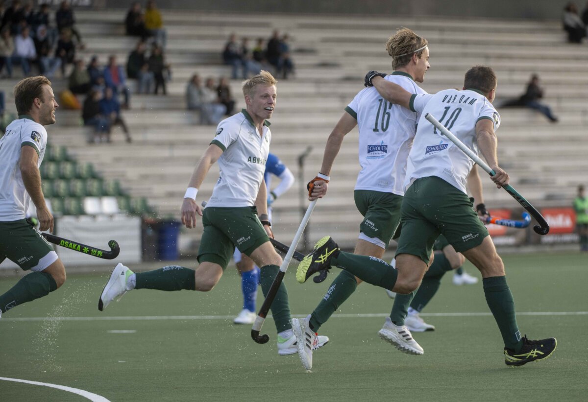 HC Rotterdam H1-Kampomg H1 01_11 - Hockey.nl