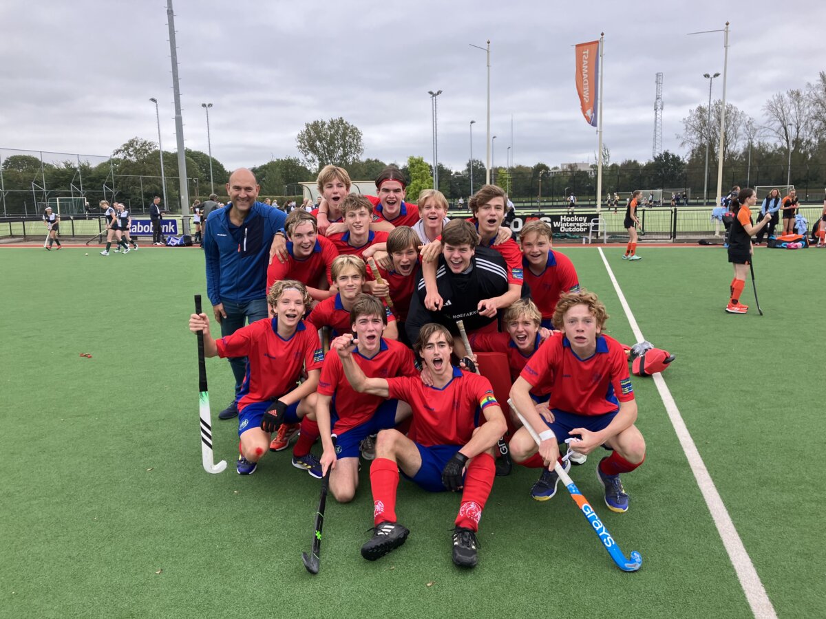 Voordaan JO18-231007-Rob van Asperen - Hockey.nl