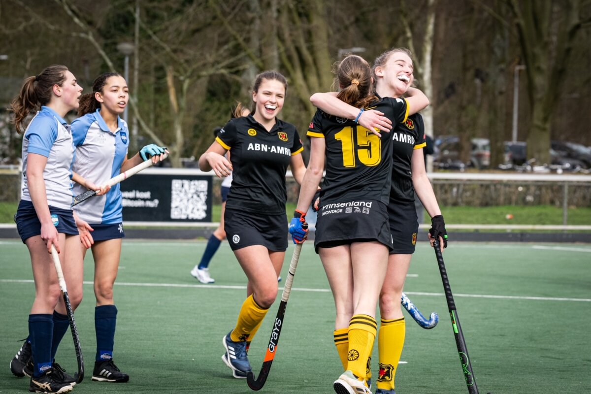 Hurley MO18 vs Victoria MO18-240316-Roderik van Nispen-05 - Hockey.nl