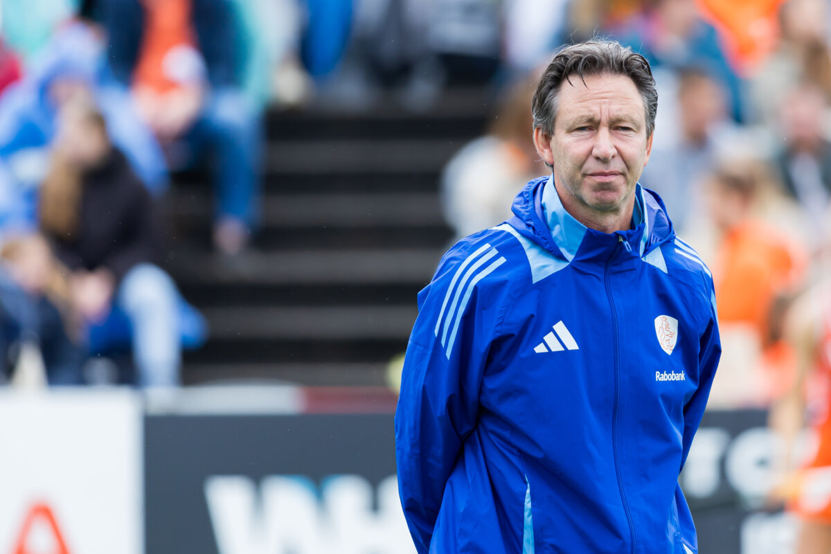 Juicy alison erome lovely dark-haired woman, small,